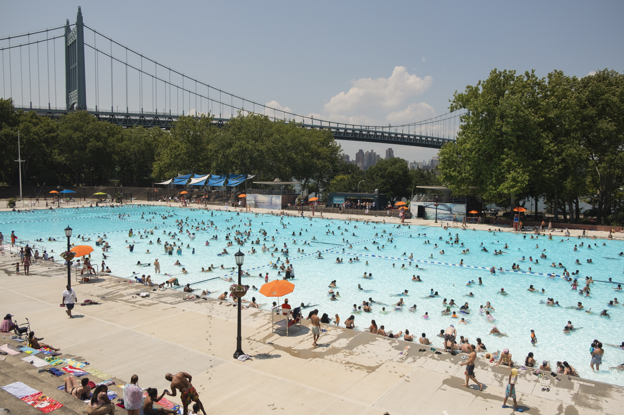 Your guide to summer fun at NYC’s 53 free outdoor public pools ...